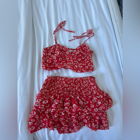 Dance & Marvel | Skirts | Red Floral Two Piece Matching Skirt Set ...
